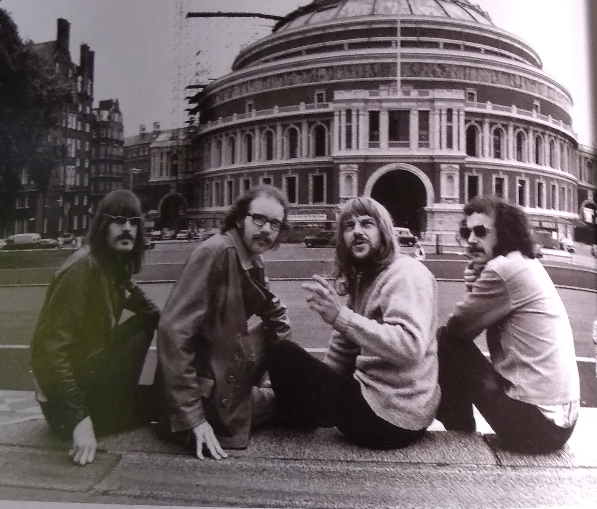 A New Day Yesterday – UK Progressive Rock and the 1970s – Mike Barnes ...